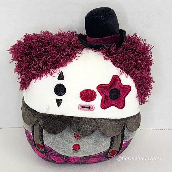 Squishmallows | Toys | Ofelia Maroon And Black Goth Clown Halloween ...